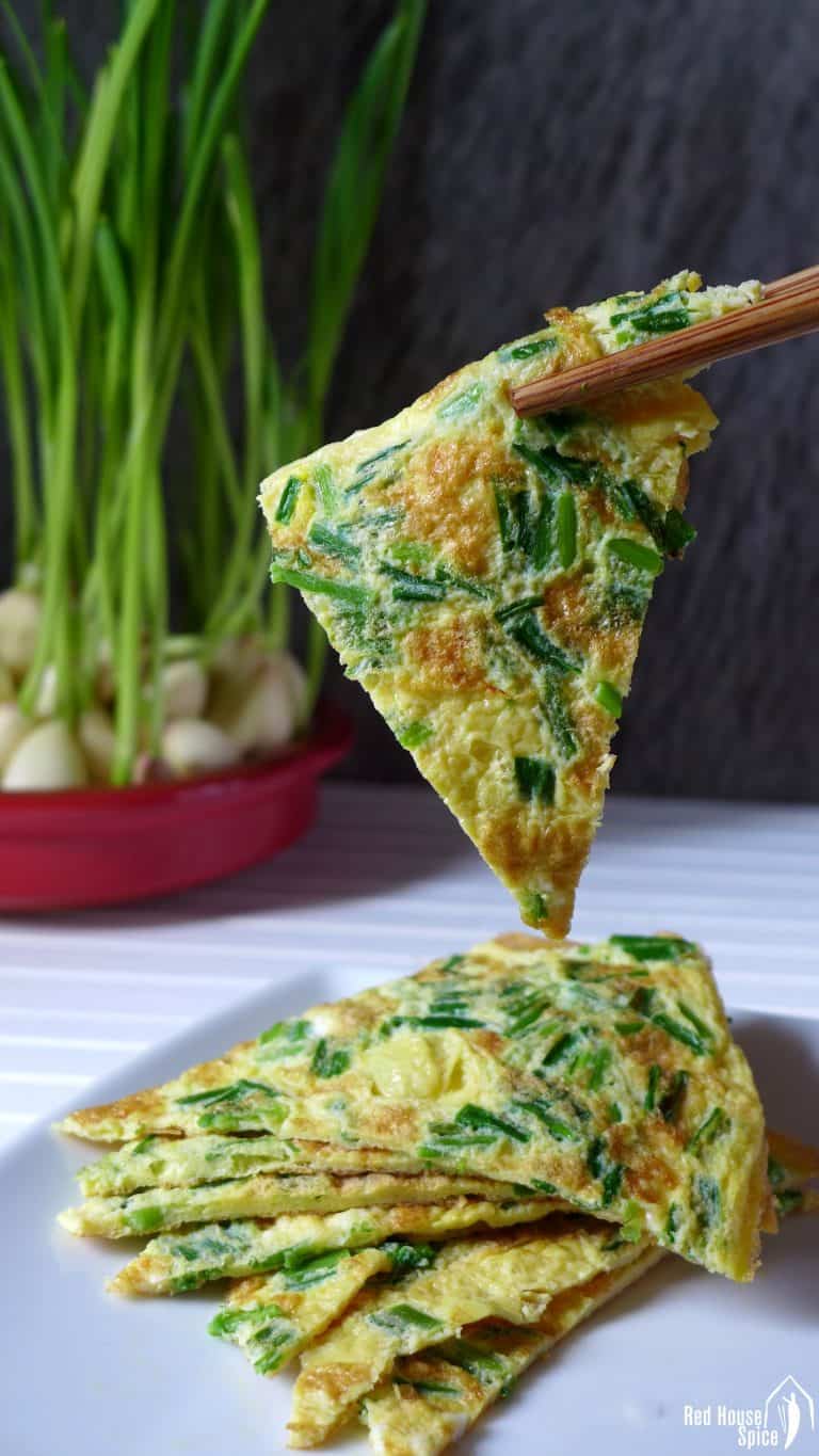 Omelette with homegrown garlic sprouts - Red House Spice