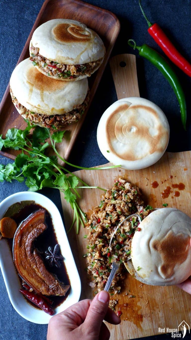 Chinese pork burger (Rou Jia Mo 肉夹馍) - Red House Spice