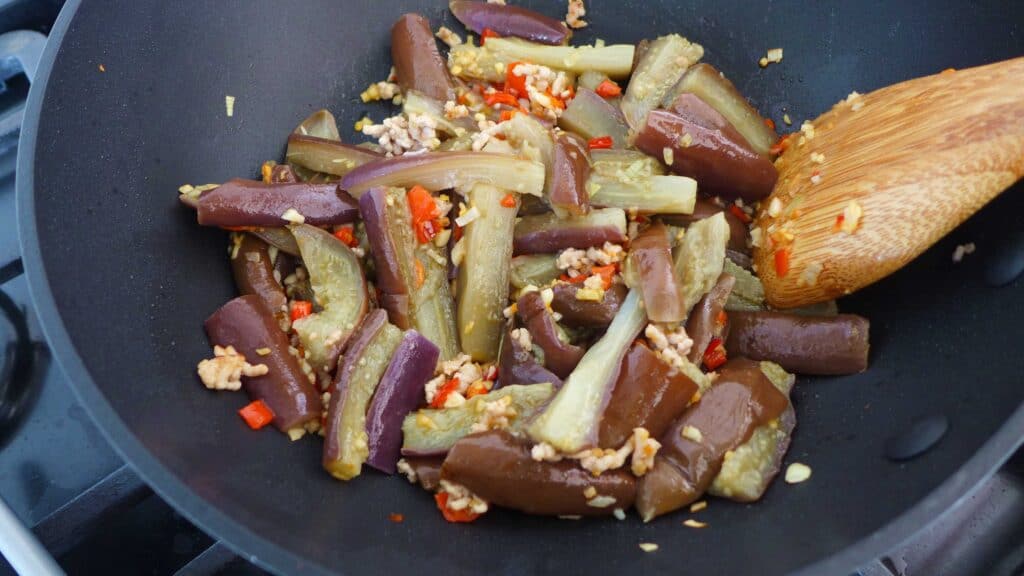 Eggplant with Garlic Sauce (Yu Xiang Qiezi, 鱼香茄子) - Red House Spice