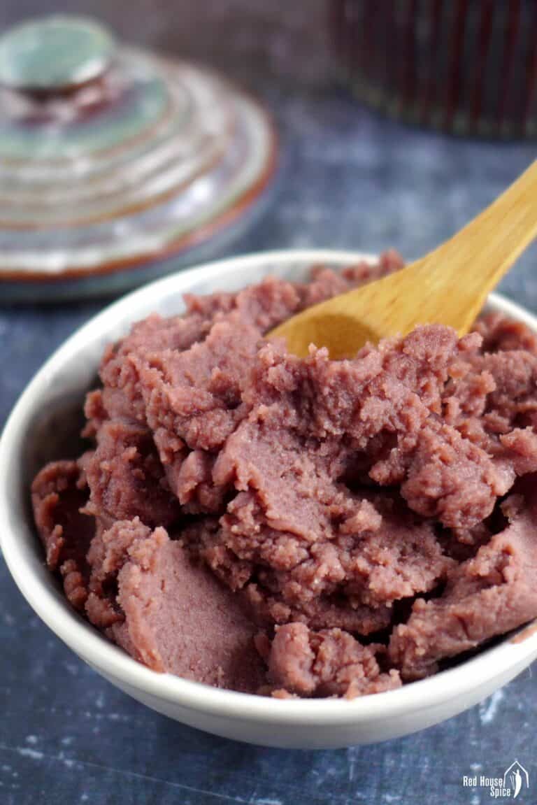 Red Bean Buns (Dou Sha Bao, 豆沙包) - Red House Spice