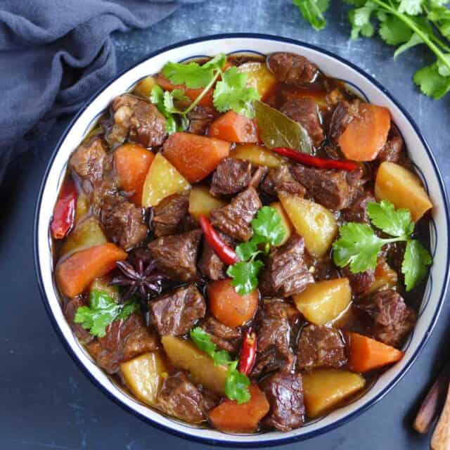 Chinese Beef Stew with Potatoes (土豆炖牛肉) - Red House Spice