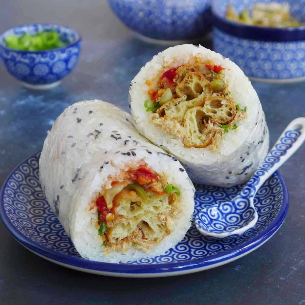 Fan Tuan (Stuffed Sticky Rice Roll, 饭团) - Red House Spice