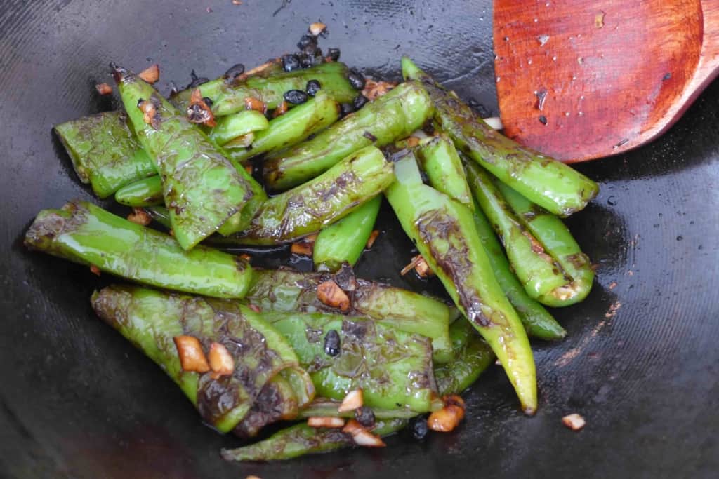 Tiger Skin Pepper (虎皮青椒) - Red House Spice