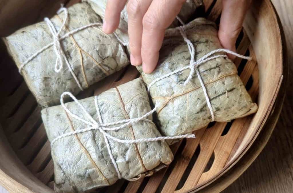 Lo Mai Gai (Dim Sum Sticky Rice Chicken) - Red House Spice