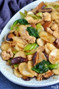 Stir-Fried Rice Cakes (Chao Nian Gao/炒年糕) - Red House Spice