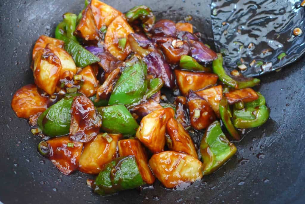 Di San Xian (Stir Fried Eggplant, Potato and Pepper, 地三鲜) - Red House Spice